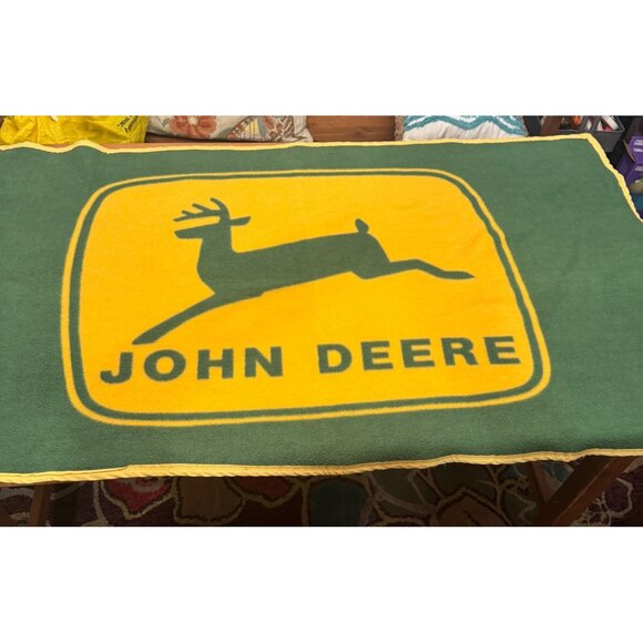 John Deere | Bedding | John Deere Green Yellow Fleece Throw Blanket 63 ...